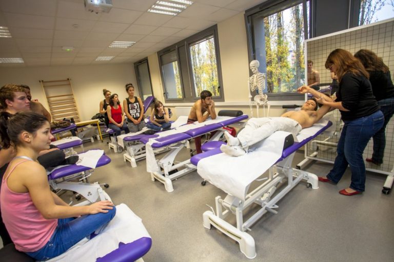 Kine-staps-FST-1024x683 - Faculté des Sciences & Techniques